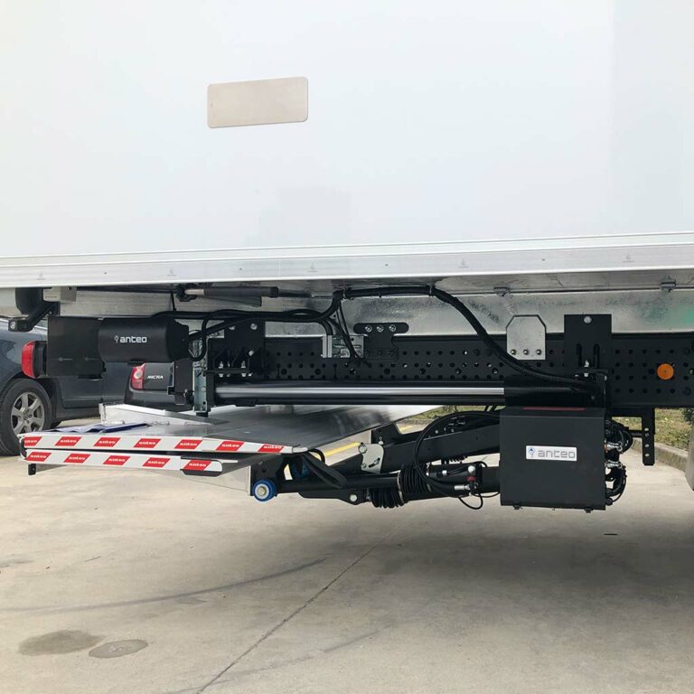 Retractable lifts from 800 kg to 3000 kg